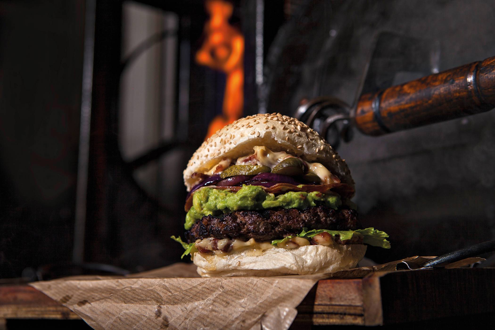 BBQ Burger with Black Truffle Mayonnaise - Jean Bâton