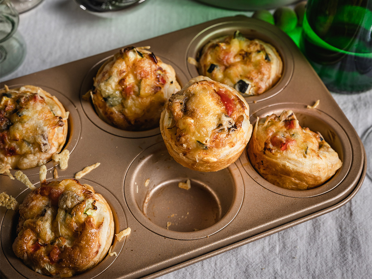 Mini Quiches with truffle mayonnaise - Jean Bâton